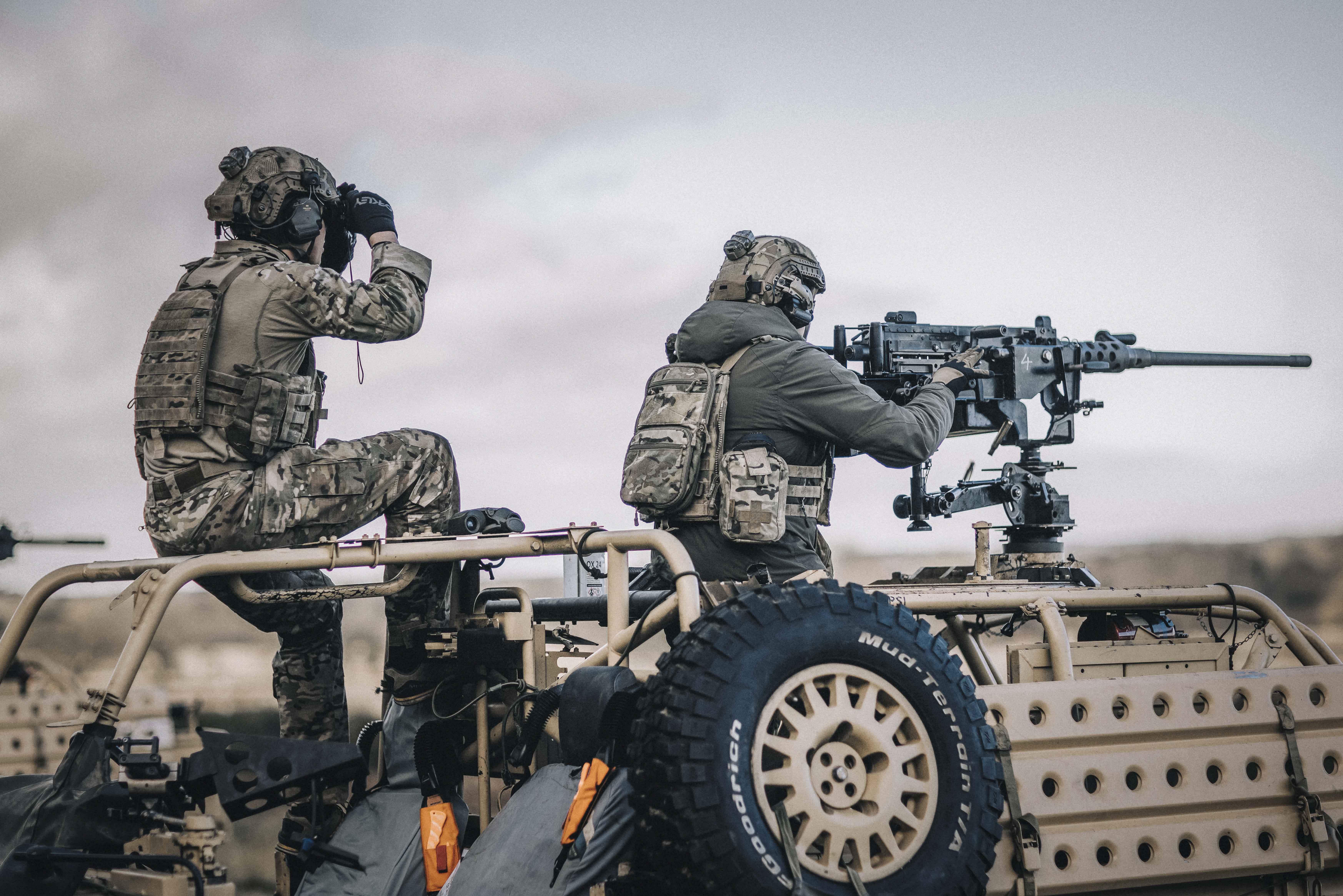 William Longworth - Comando | GM Binder